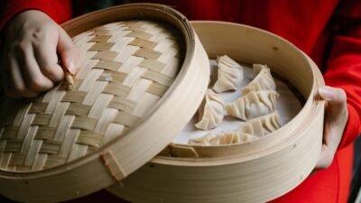 All About Momo | Types | Origin | 5 Amazing Facts – Bakaasur The Food Blog