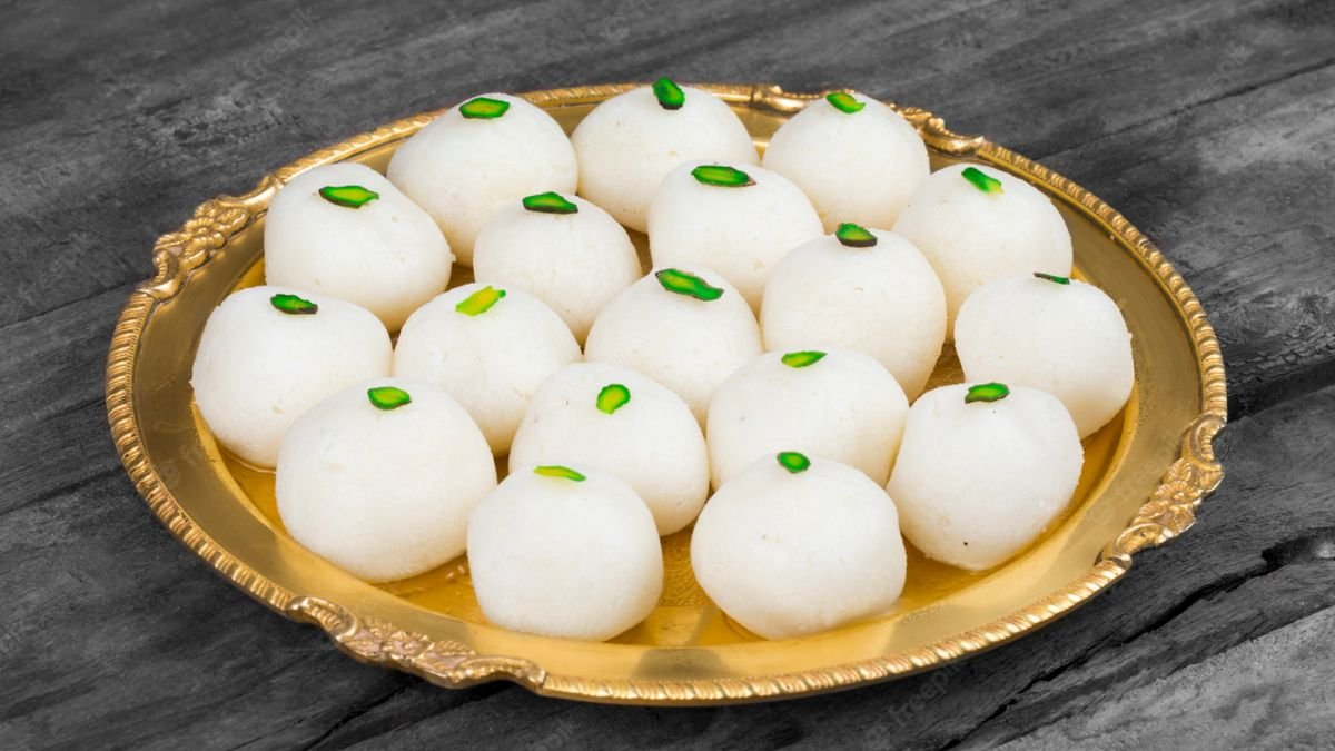 Best Rasgulla Recipe | Bengali Sponge Rosogulla In 60 Mins | Bakaasur ...